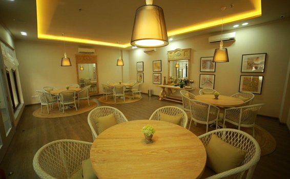 Ready to move waterfront Apartments in Kochi | DLF Riverside Flats Kochi